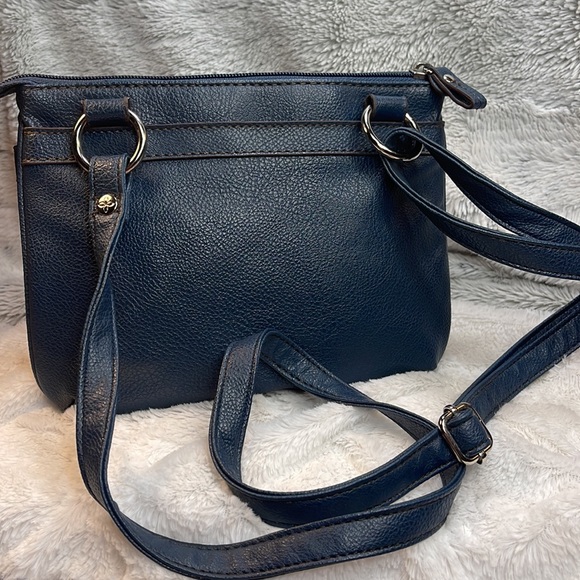 Relic | Bags | Relic Brand Collection Est 992 Crossbody Bag | Poshmark